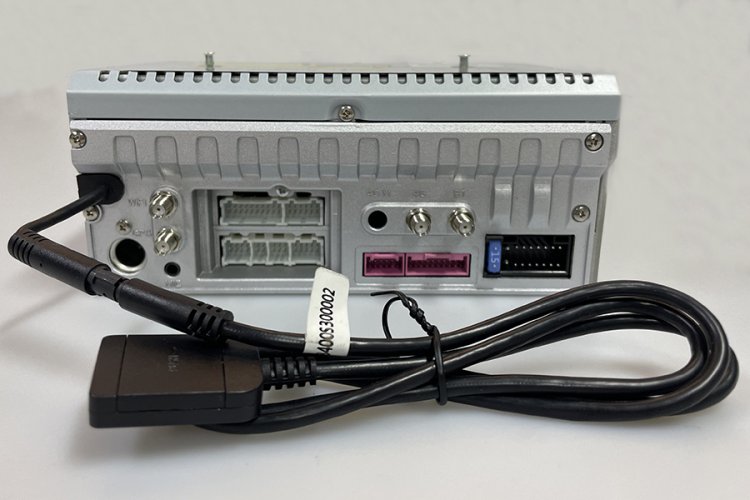 Ford Taurus 2013-2019 Aftermarket Radio Upgrade