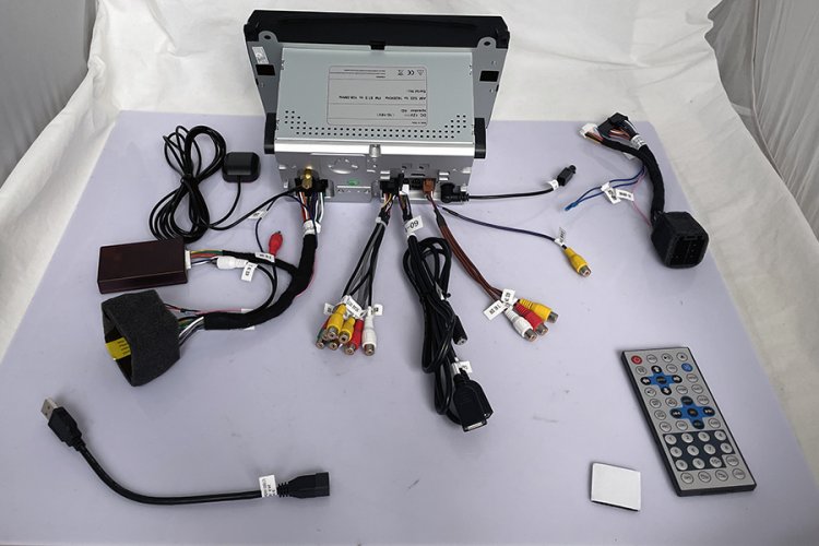 Mercedes-Benz A/B/Sprinter/Viano/Vito Aftermarket Radio Upgrade